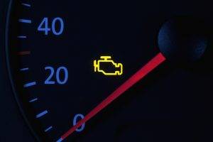 Kā nozīmē simboli uz auto paneļa?